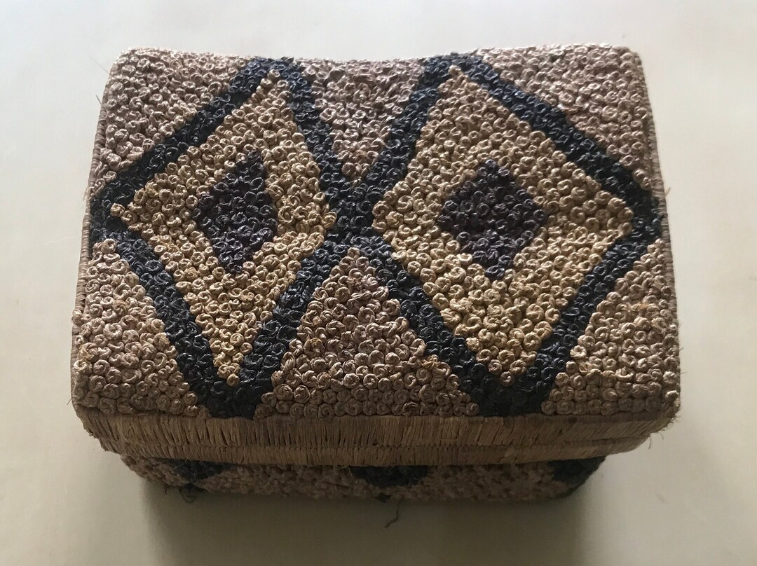 Old Kuba Basketry, Kuba Bushoong Box, 1st Half 20th Century Loop ...