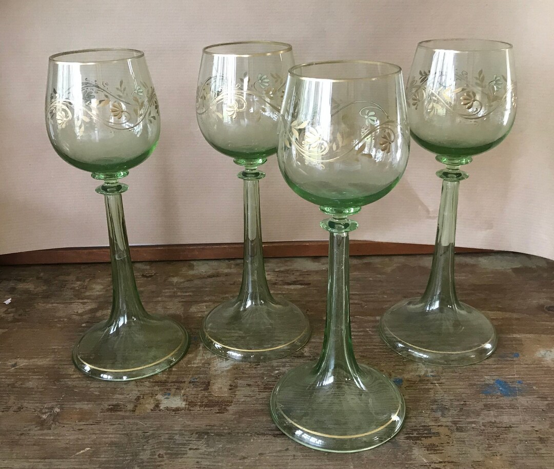 Set of 4 Aperitif Glasses in Green Glass and Hand-painted Gold ...