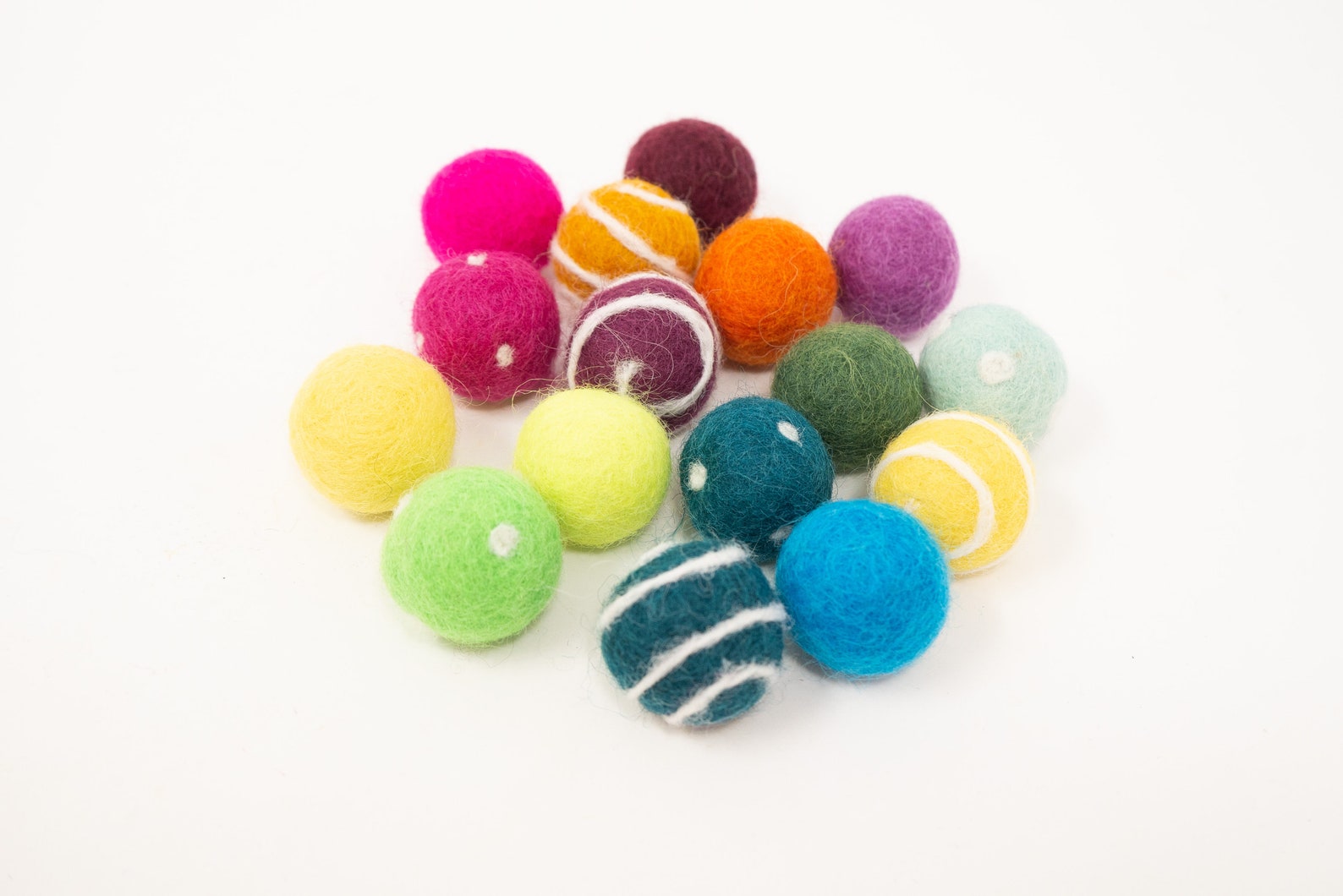 5 Pieces 2.5 CM Swirl Felt Balls, Felt Pom Poms, Felt Balls, Felt Poms ...