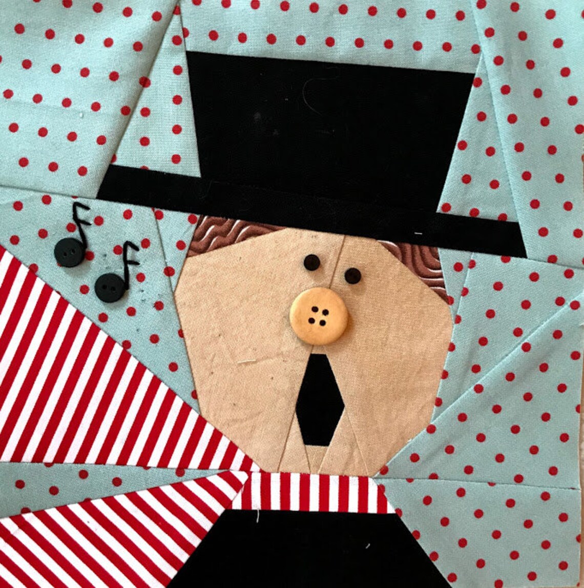 Holiday Buddies Paper Pieced Table Topper and Potholder - Etsy