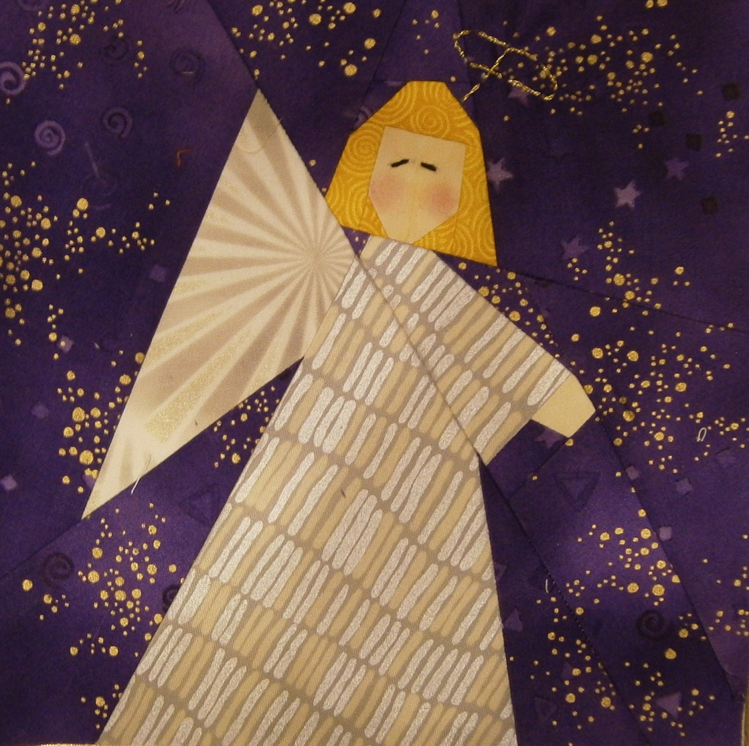 Angel Tablerunner - Etsy