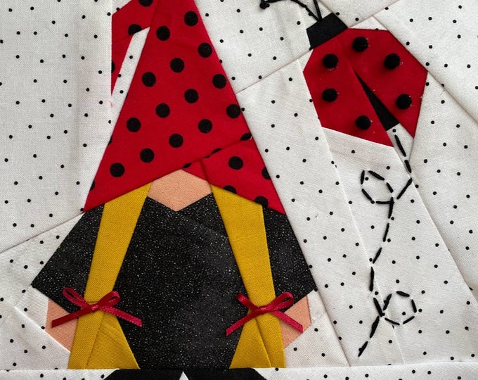 LADYBUG GNOME BLOCK Paper Pieced Pattern in Pdf Gnome Block - Etsy