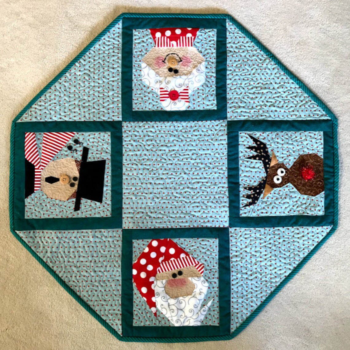 Holiday Buddies Paper Pieced Table Topper and Potholder - Etsy