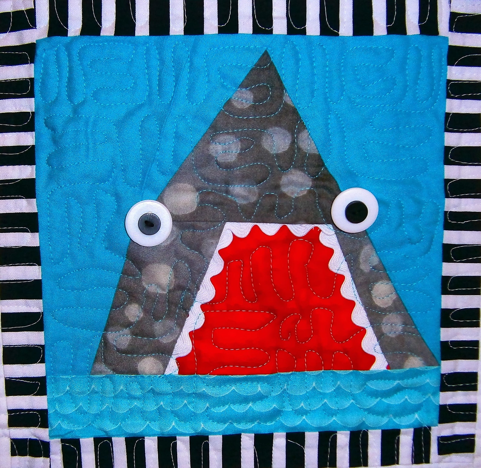 SHARK ATTACK QUILT Paper Pieced Pattern in Pdf - Etsy