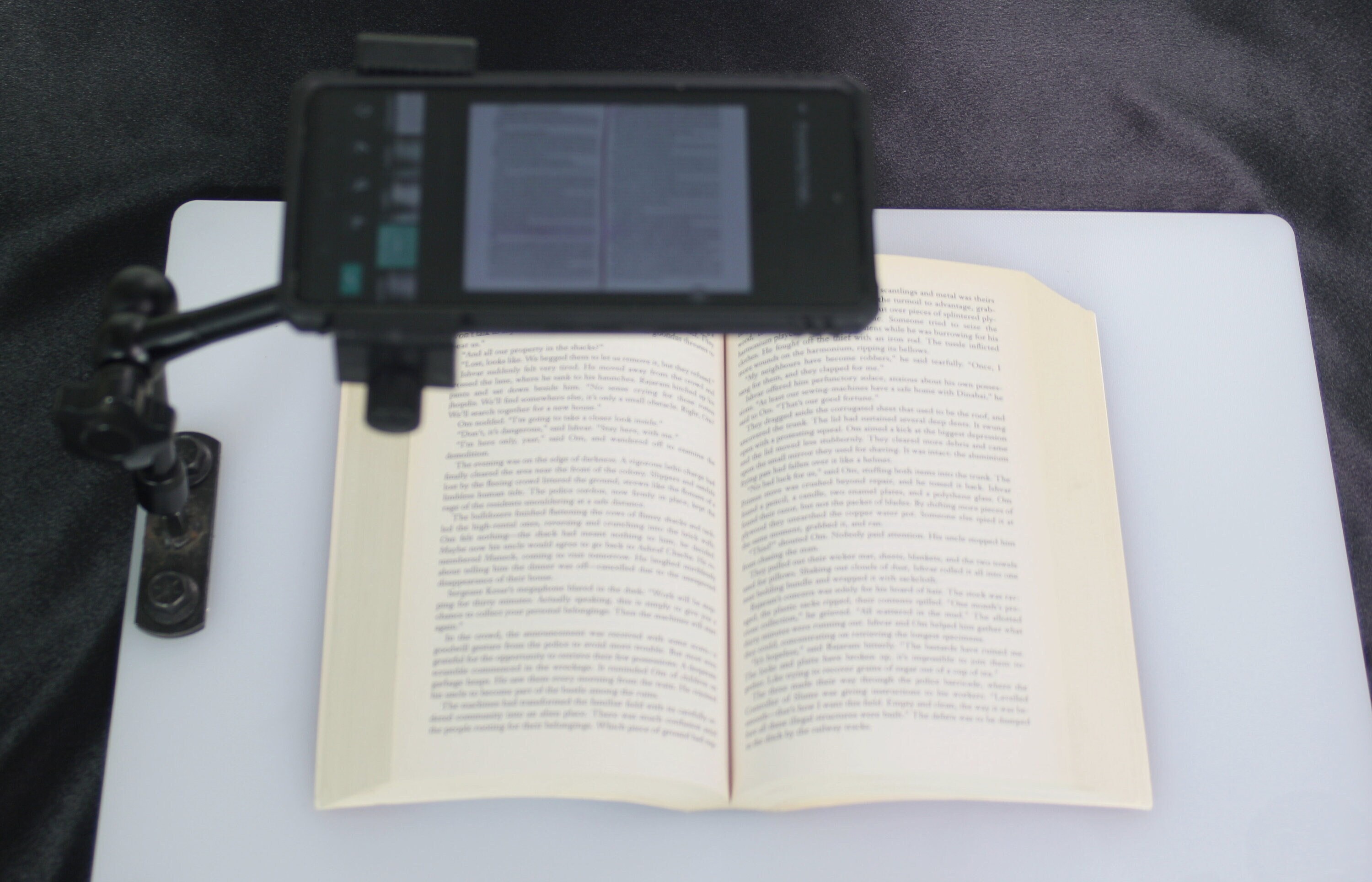 CamStand ScanBoard 4- Desktop Smartphone Document Scanner