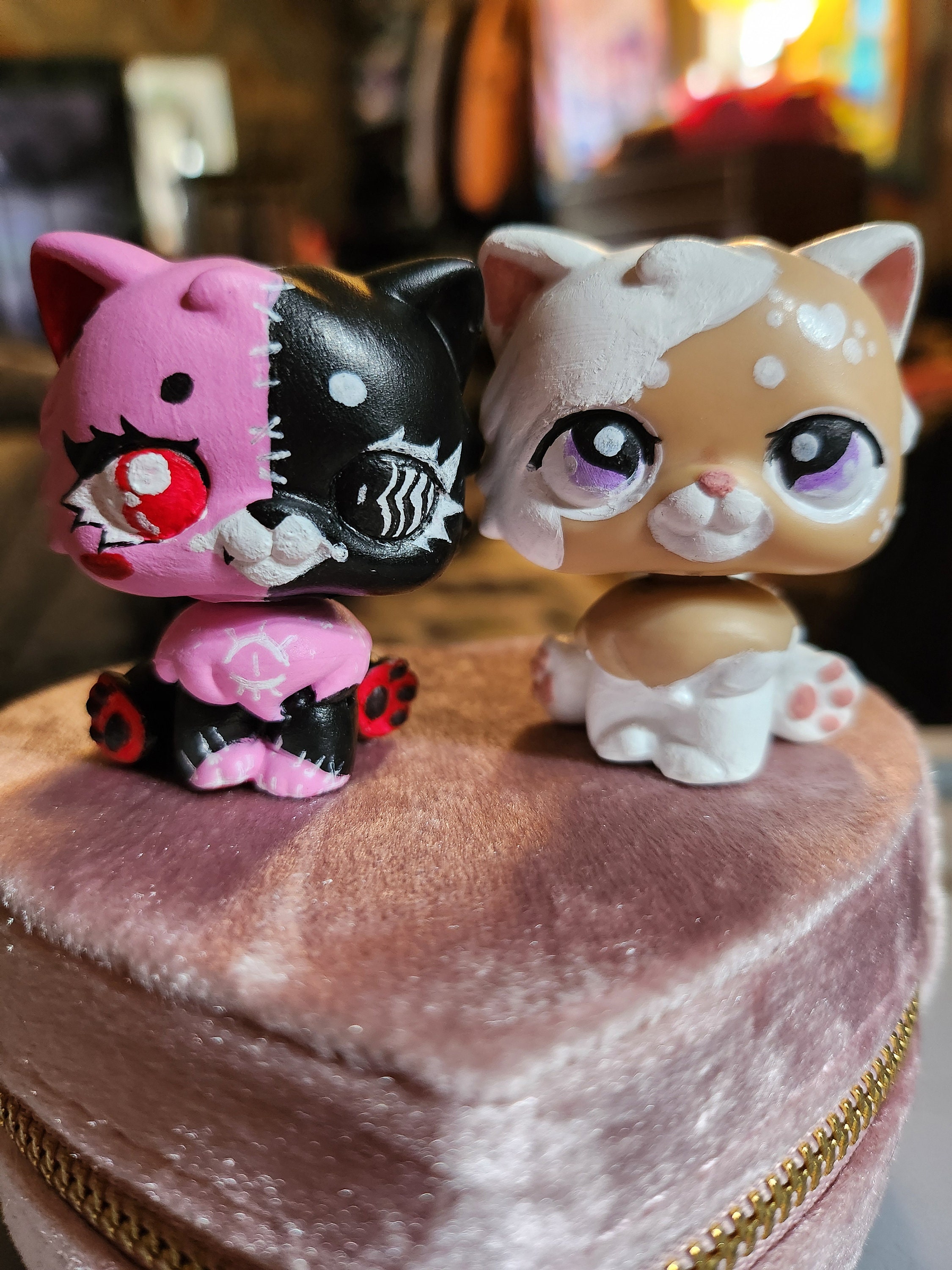 Punky Custom Persian Bat LPS - Etsy