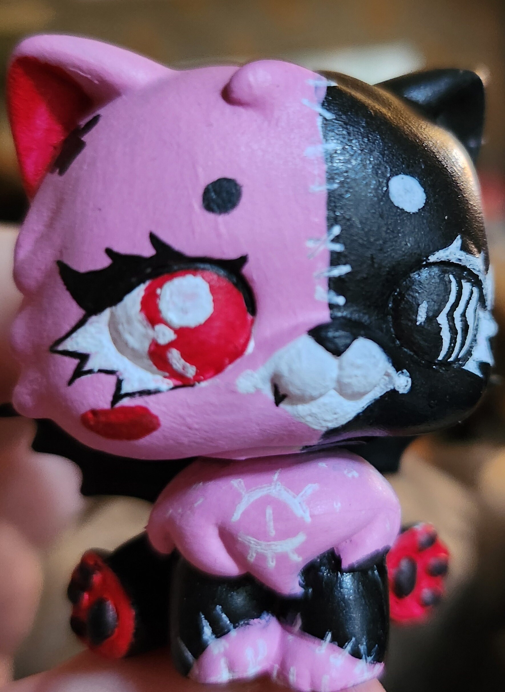 Punky Custom Persian Bat LPS - Etsy