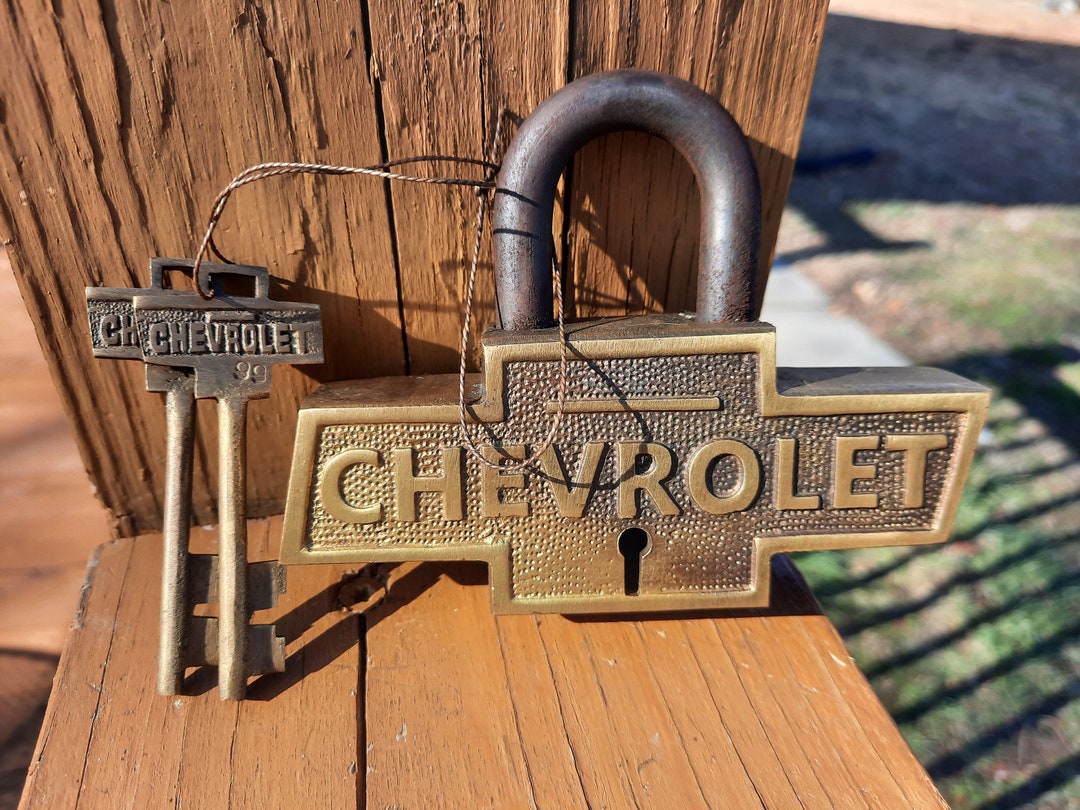 Large Heavy Brass CHEVROLET Chevy Lock Padlock & 2 Keys Both Marked ...