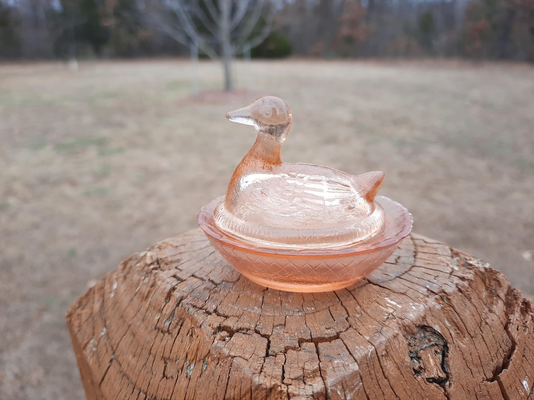 Mini Miniature Pink Glass DUCK Bird on NEST Open Salt Dip Cellar ...