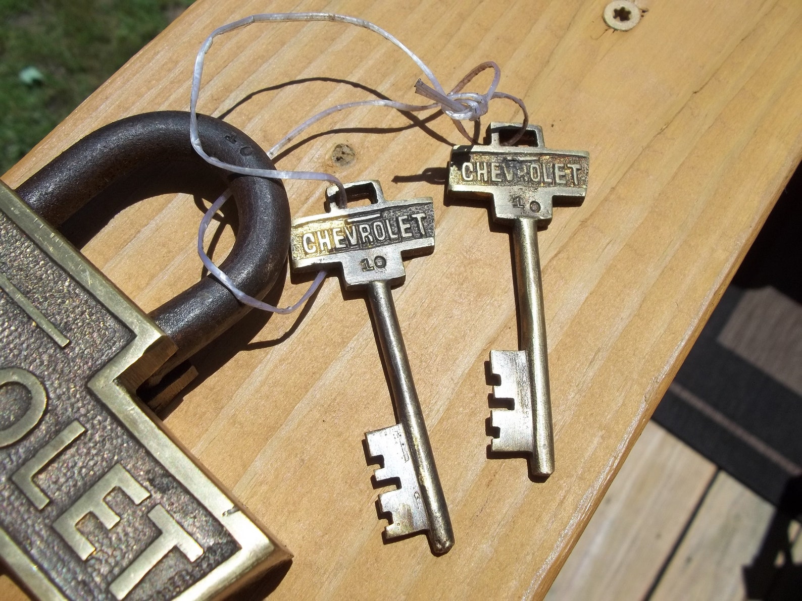 Large Heavy Brass CHEVROLET Chevy Lock Padlock & 2 Keys Both - Etsy