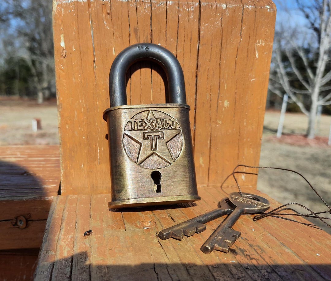 Brass Texaco Lock & Key Padlock Keys Marked Texaco 2 Keys Included Free ...