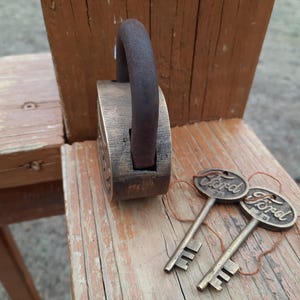 Large Heavy Brass FORD Lock Padlock & 2 Keys Both Marked Ford Works ...