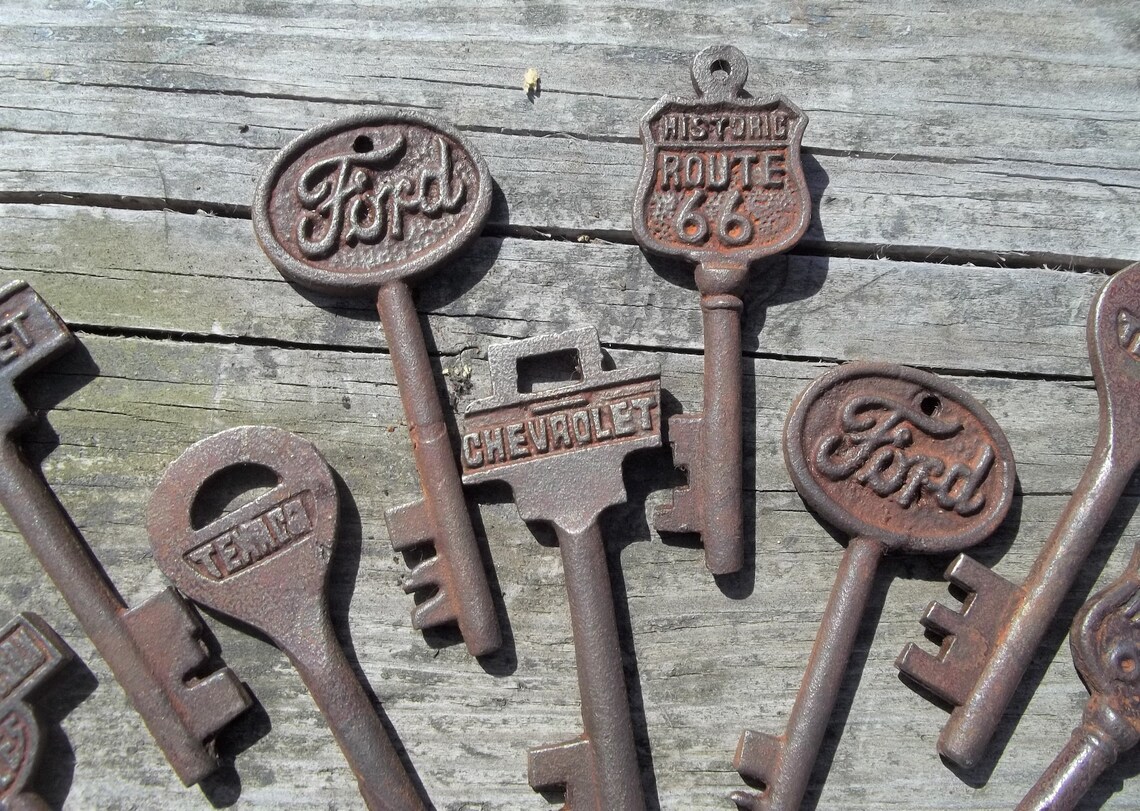 10 Cast Iron Skeleton Car Automobile Auto Keys Antique Finish - Etsy