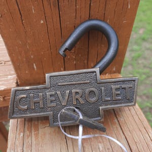 Large Heavy Brass CHEVROLET Chevy Lock Padlock & 2 Keys Both Marked ...