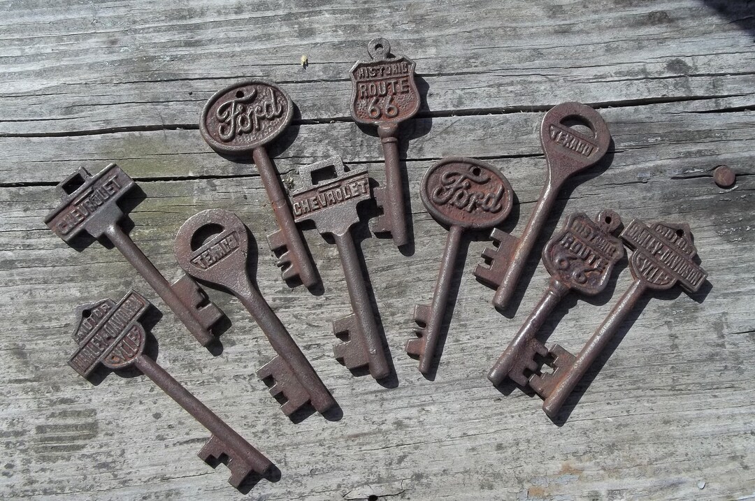 10 Cast Iron Skeleton Car Automobile Auto Keys Antique Finish Metal ...