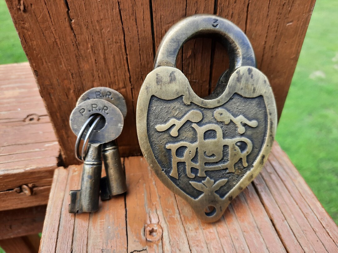 Heavy Brass PRR Railroad Lock PENNSYLVANIA RAILROAD Padlock Railway ...