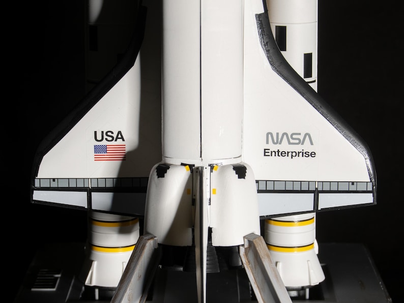 Space Shuttle - Atlantis - Discovery - Endeavour - Enterprise - Scale ...