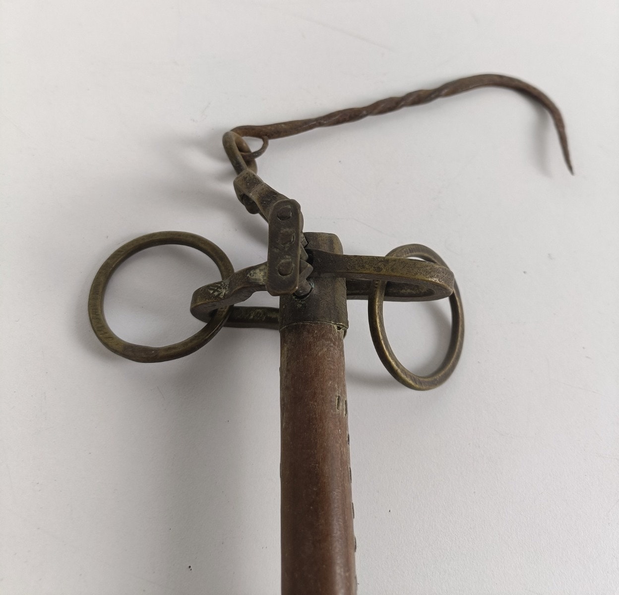 Antique Very Primitive Hanging Scale Balance Iron Bowl With Hook Barn ...
