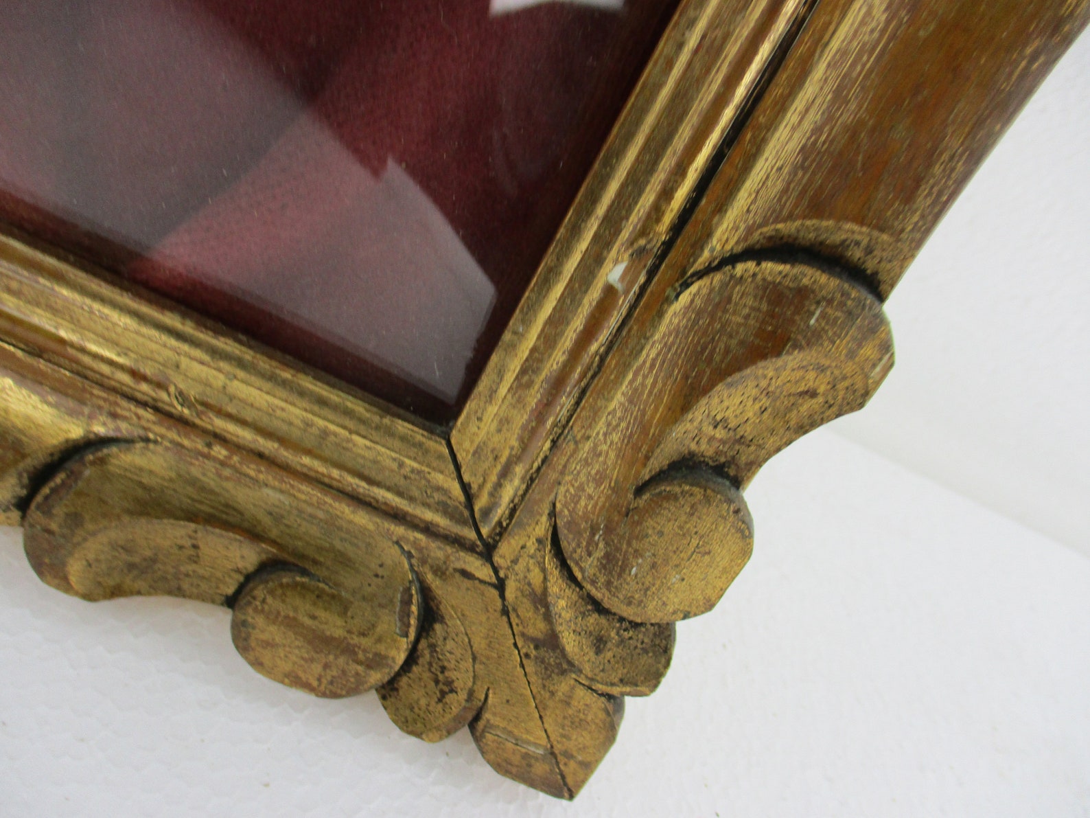 Large Antique Ornate Wooden Plaster Frame Velvet Convex Glass Dome ...