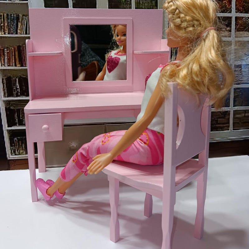 Barbie Chair - Etsy