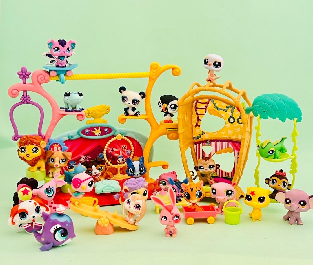 LPS Littlest Pet Shop Authentic Tricks and Talents Show Set and Jungle ...