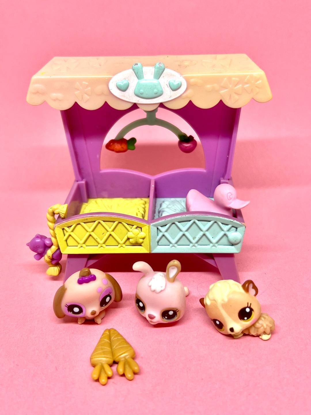 Littlest Pet Shop Authentic Cutest Pets Nap Time With Babies Baby Mini ...