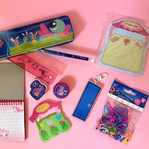 LPS Back to School: Littlest Pet Shop Stationary Set, Locker Shaker ...