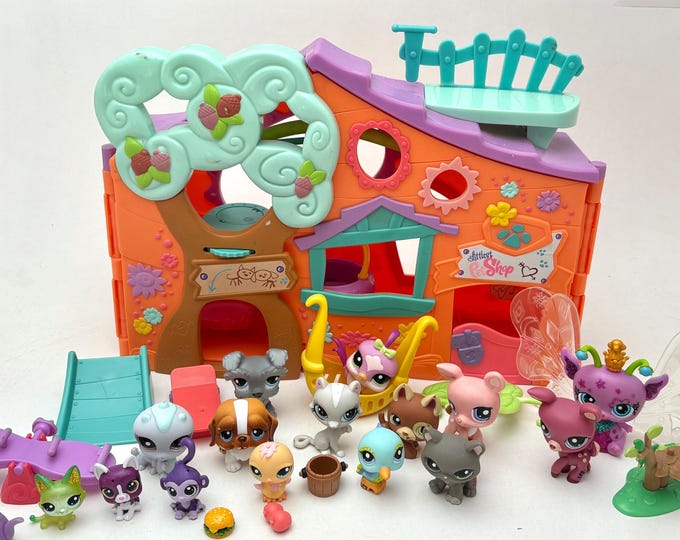 Littlest Pet Shop Authentic LPS Clubhouse Tree House Playset With 15 ...
