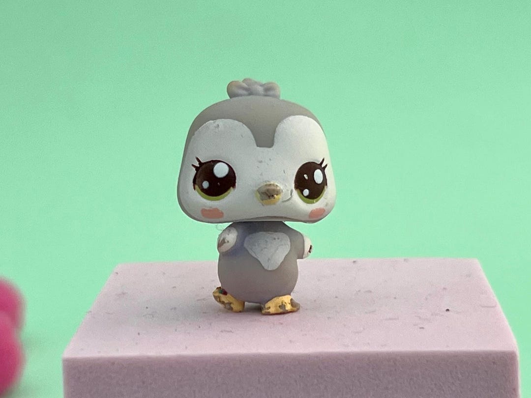 LPS Littlest Pet Shop Baby Penguin 2557 / Authentic Vintage Hasbro Y2k ...
