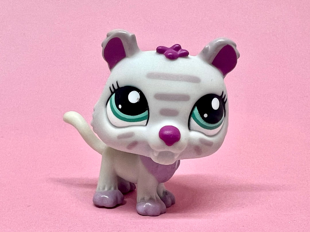 Littlest Pet Shop Authentic LPS Leopard Snow Tiger #2428 / Vintage ...