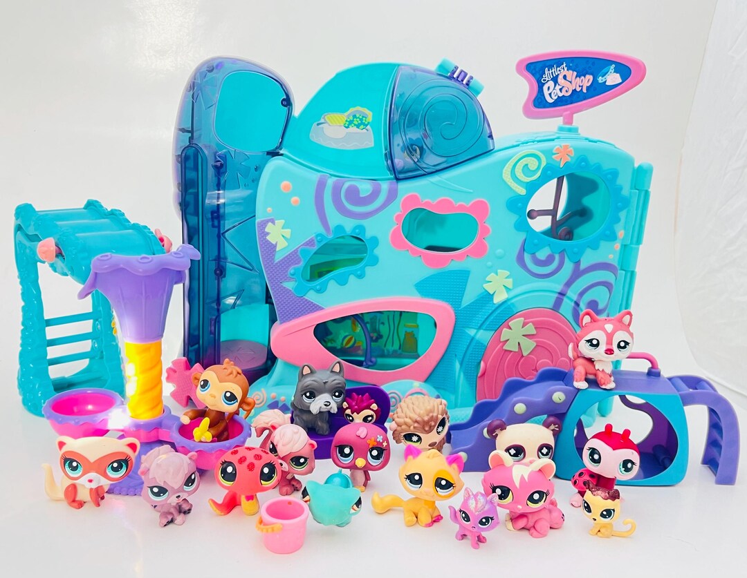 LPS Littlest Pet Shop Authentic Daycare Center House Playset With 16 ...