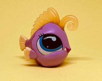 LPS Littlest Pet Shop Authentic Cutest Pets Nap Time With Babies Baby ...