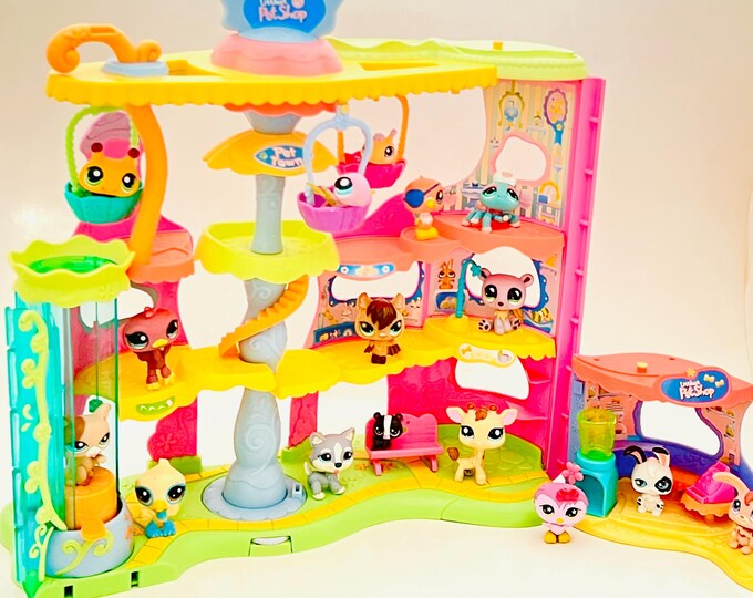 Littlest Pet Shop Authentic LPS Round N’ Round Pet Town House Playset ...