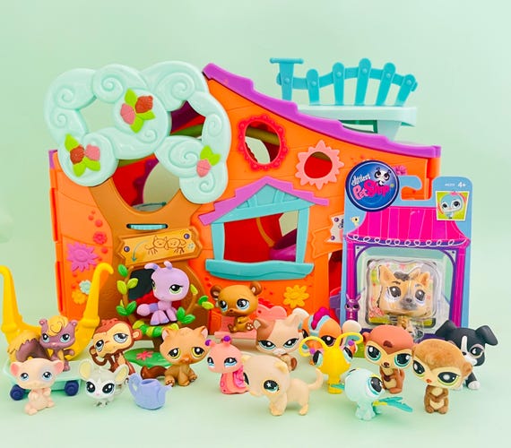 Rare Lps House LPSTOYS LPS Collie Great Dane Dog Cat Deer With