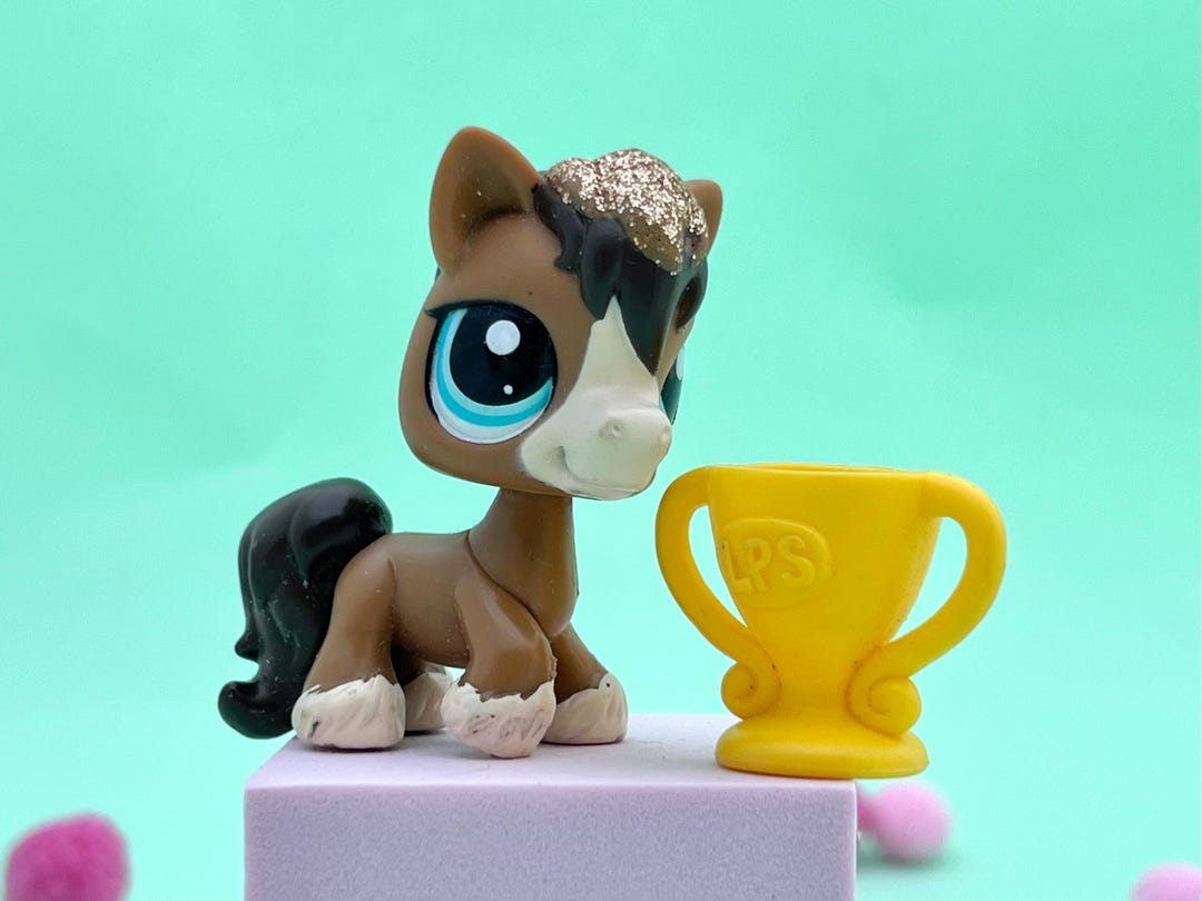 LPS Littlest Pet Shop Authentic Glitter Horse Clydesdale 2292 Hasbro With Accessory Vintage Hasbro Nostalgia Etsy UK