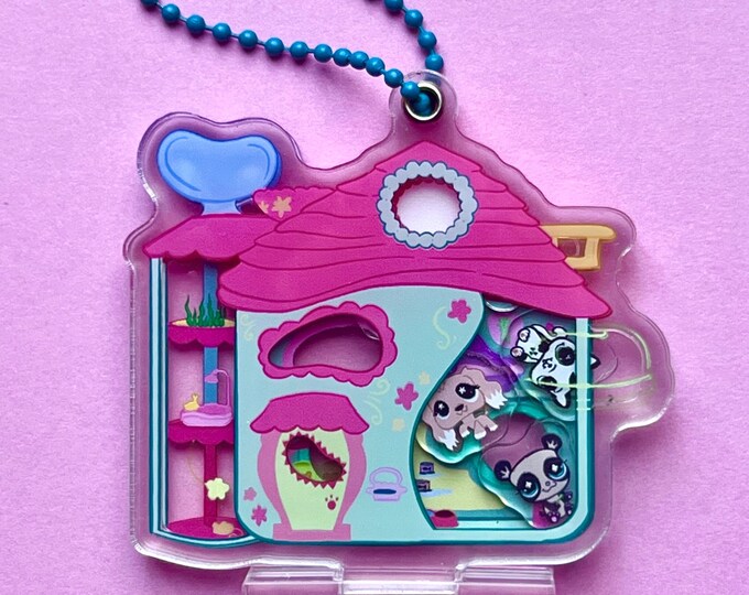 Biggest Pet House Keychain/standee With Pets Charms / Retro Nostalgia ...