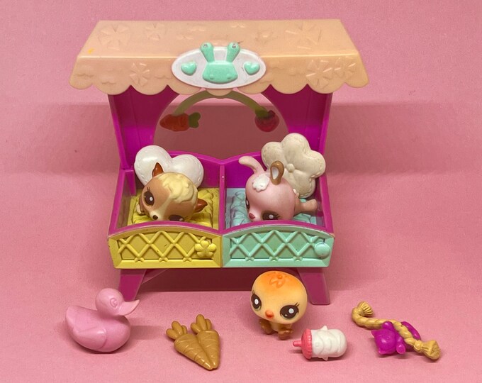 Littlest Pet Shop Authentic Cutest Pets Nap Time With Babies Baby Mini ...