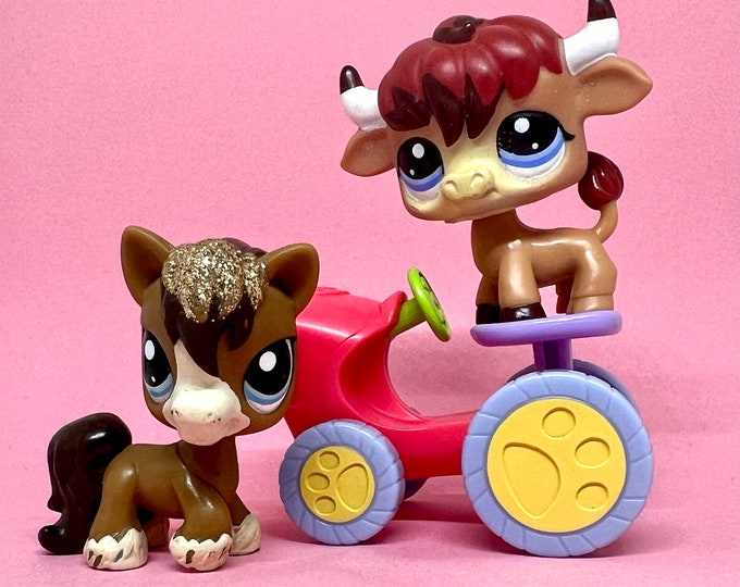 Littlest Pet Shop Authentic LPS Glitter Horse Clydesdale #2292 and Bull ...