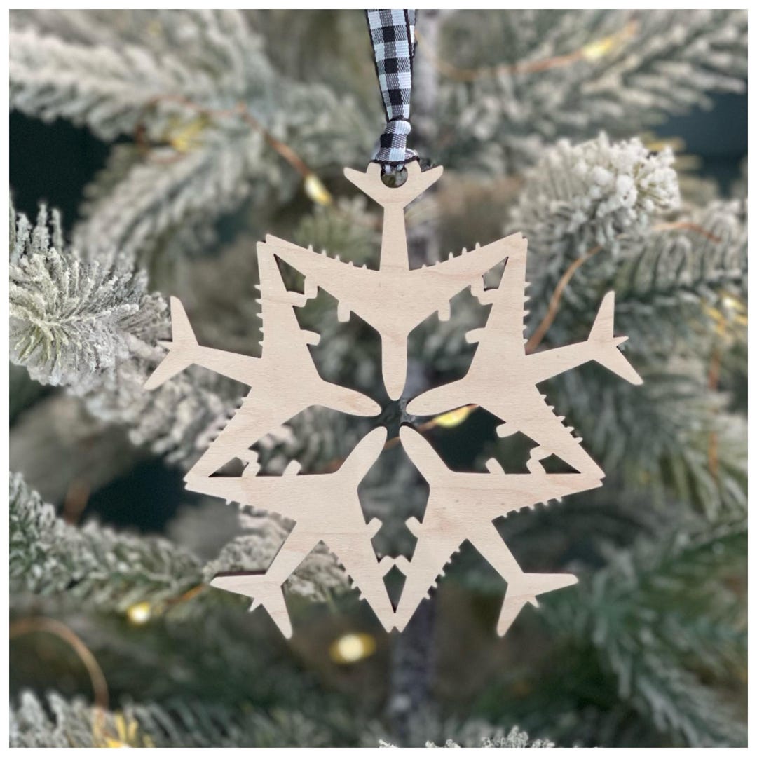 747 Airplane Snowflake Ornament: Custom Aviation Christmas Keepsake - Etsy