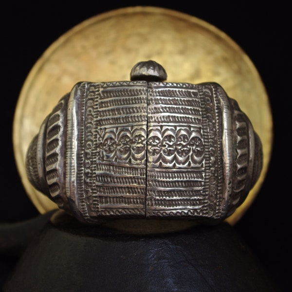Omani Silver - Etsy