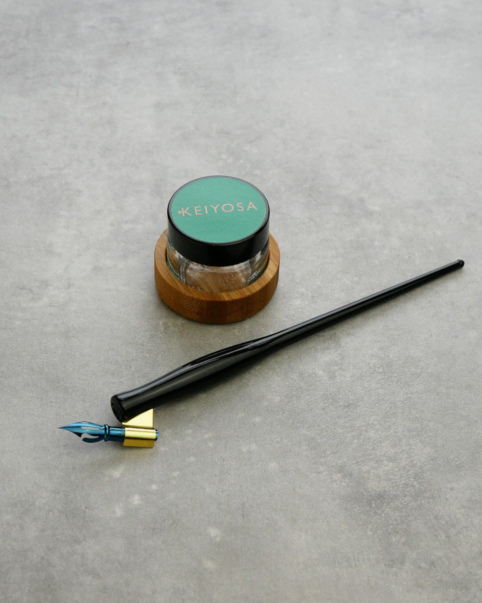 Calligraphy Ink Pot Holder – Bamboo Inkwell Stand for Dip Pens ...