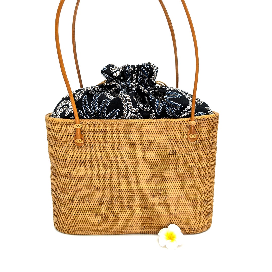 Large Woven Straw Tote Bag With Drawstring Closure, Fashionable Summer ...