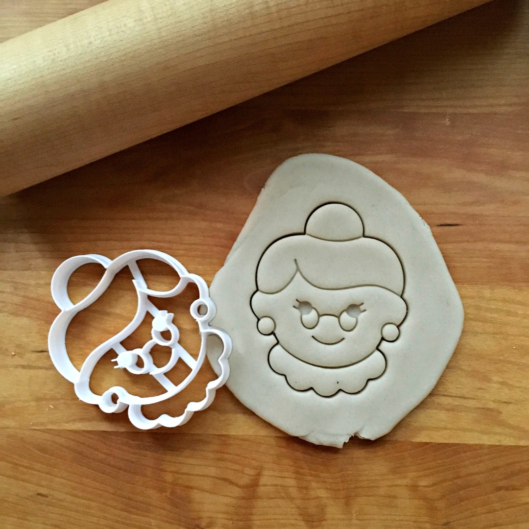 Mrs. Claus Cookie Cuttermulti-size/christmas Cookie Cutter / - Etsy