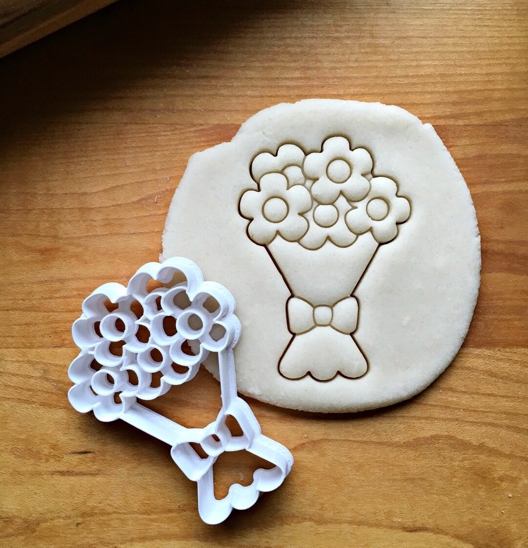 Bouquet of Flowers Cookie Cutter in Multiple Sizes - Etsy