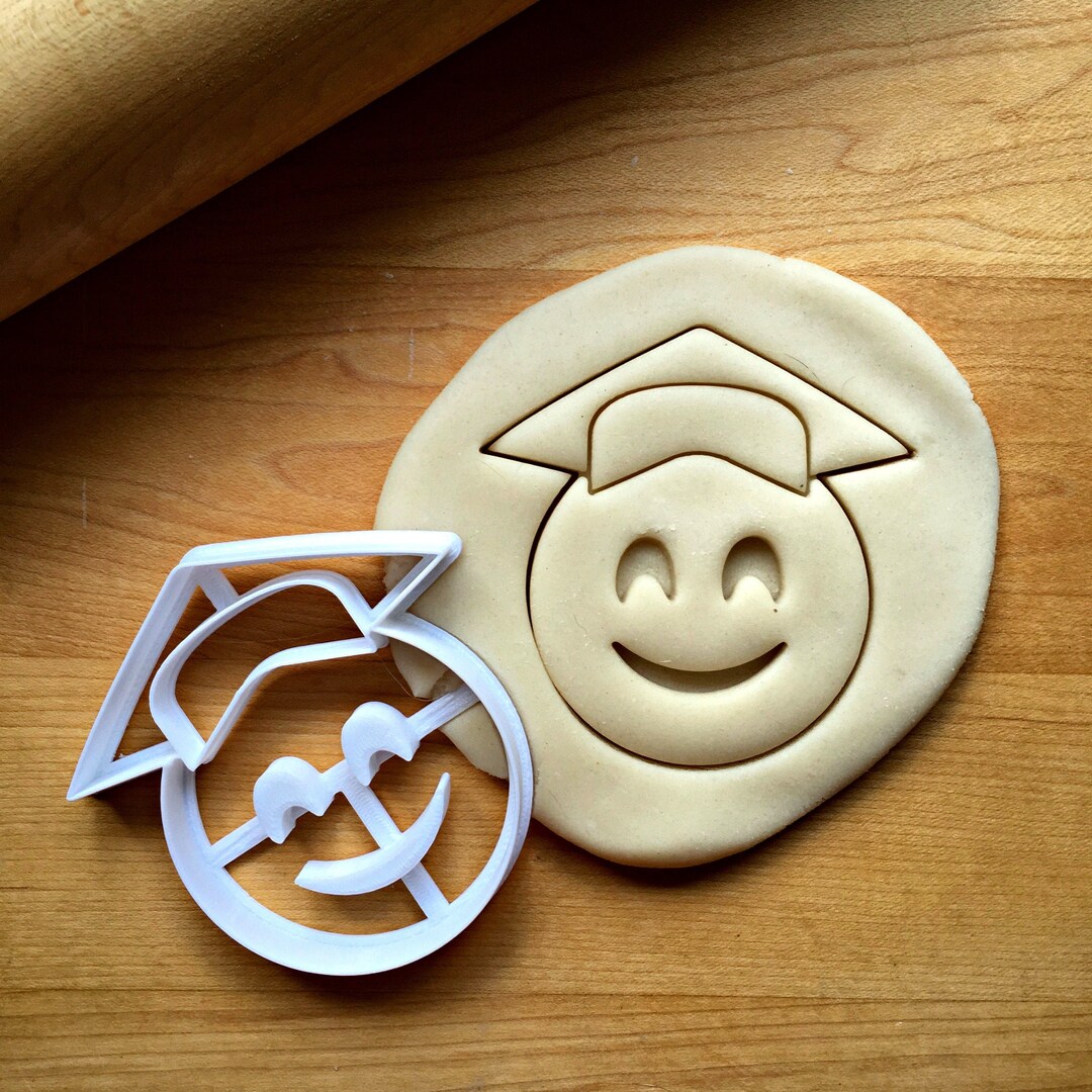 Graduate Emoji Cookie Cutter Multi-size / - Etsy