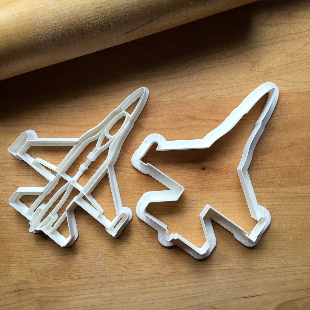 Set of 2 Multirole F-16 Fighter Jet Cookie Cutters in Multiple Sizes - Etsy