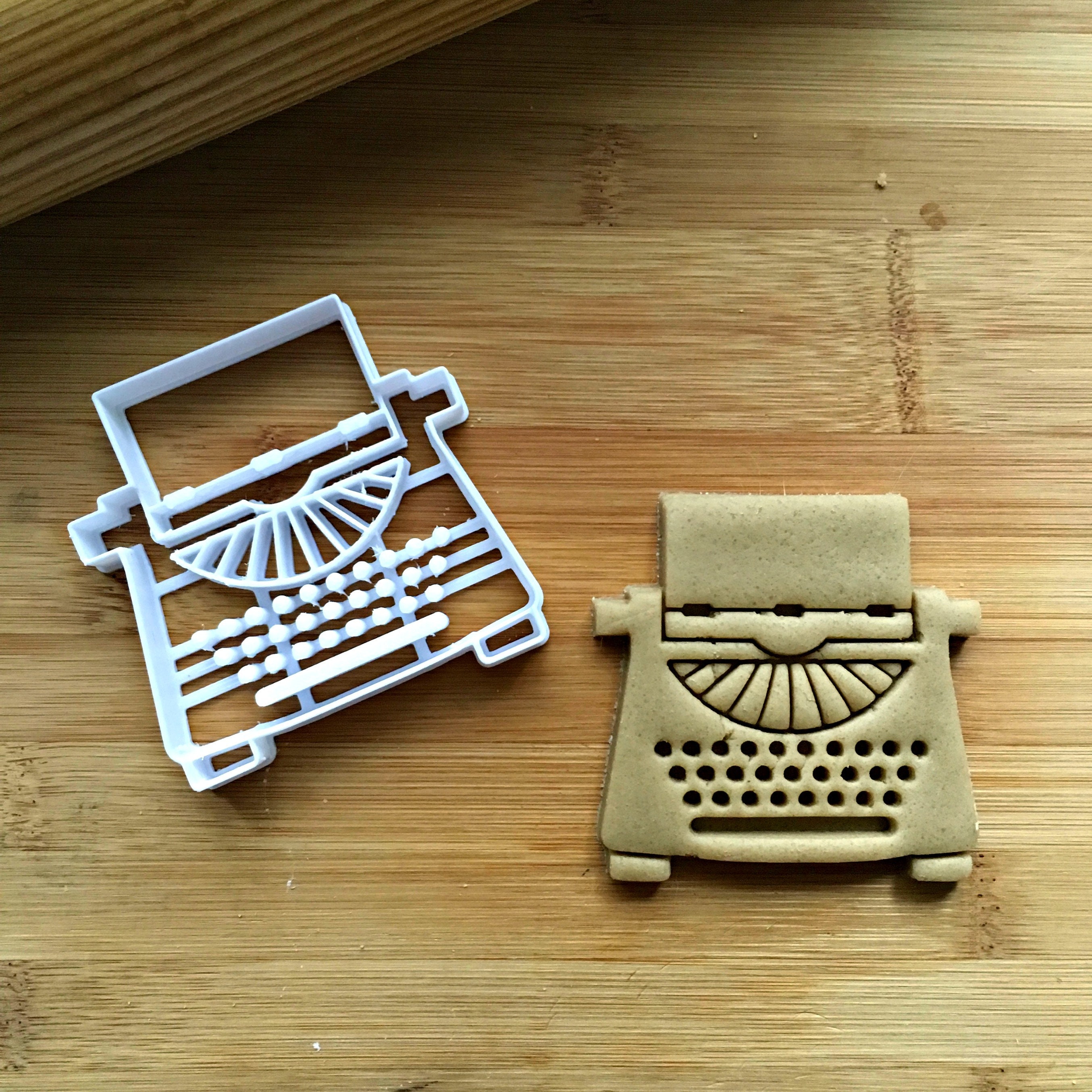 Typewriter Cookie Cutter in Multiple Sizes - Etsy