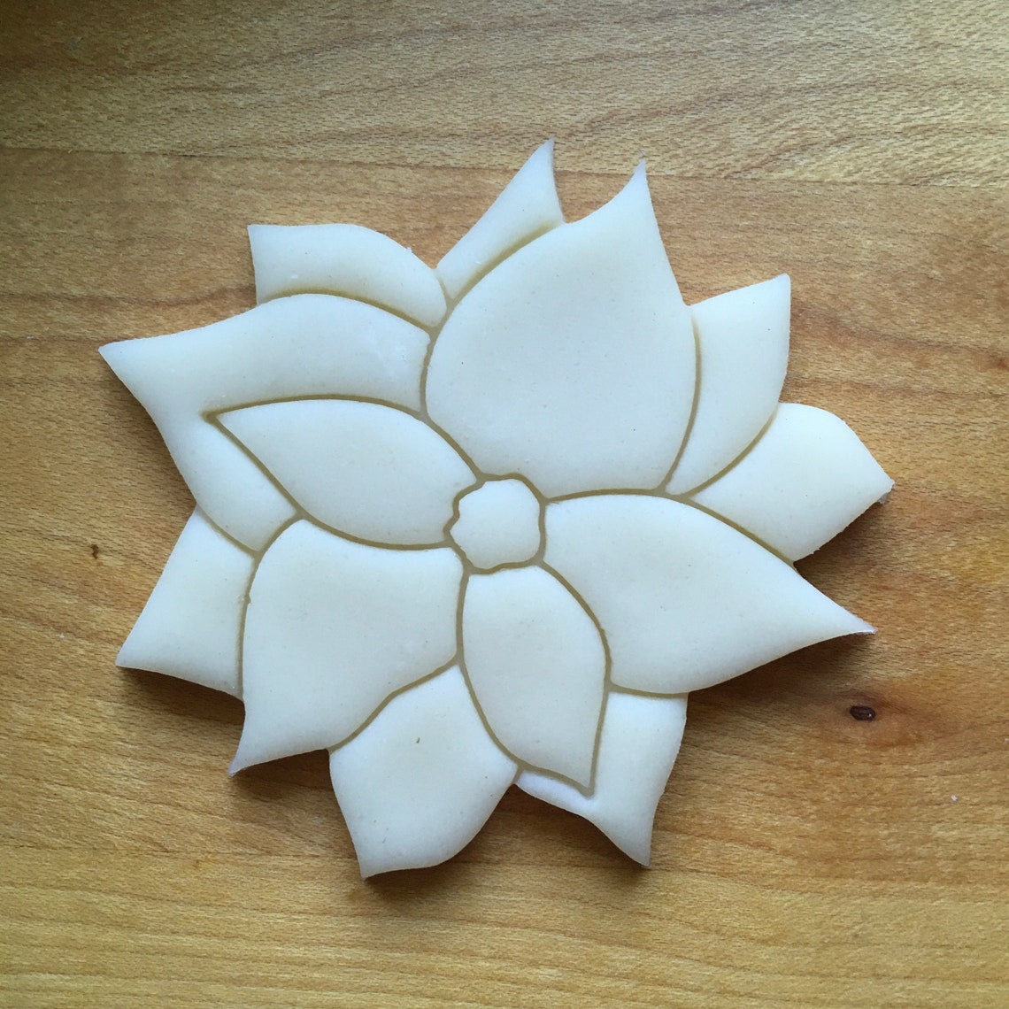 Poinsettia Cookie Cutter in Multiple Sizes - Etsy