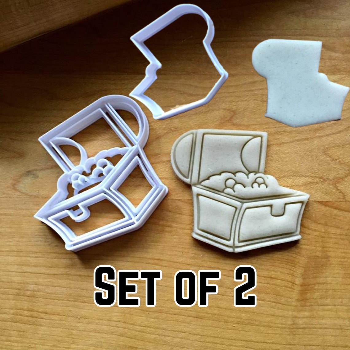 Set of 2 Treasure Chest Cookie Cutters/multi-size | Etsy