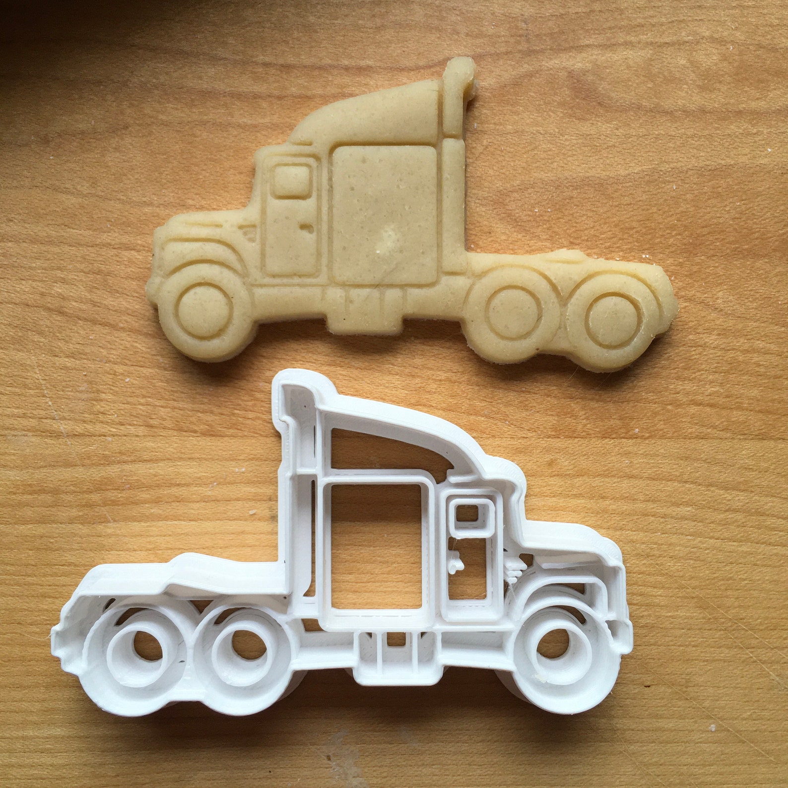 Set of 2 Semi Truck and Trailer Cookie Cutters in Multiple Sizes - Etsy